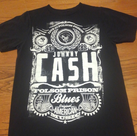 Zion Rootswear | Tops | Johnny Cash Folsom Prison Blues Live Shirt ...